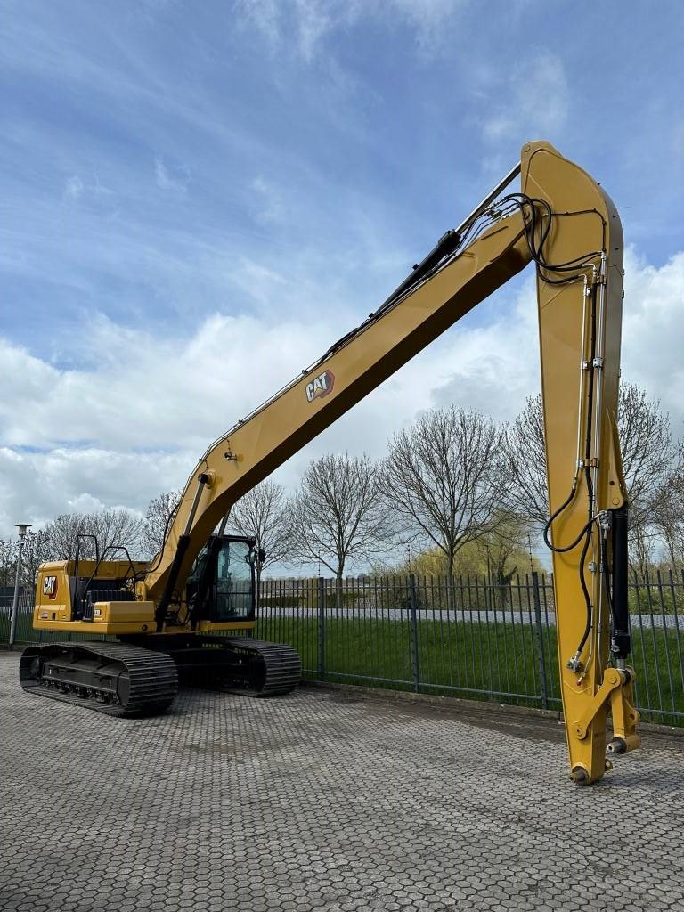 Caterpillar 330 Long Reach demo machine : Riverland Equipment