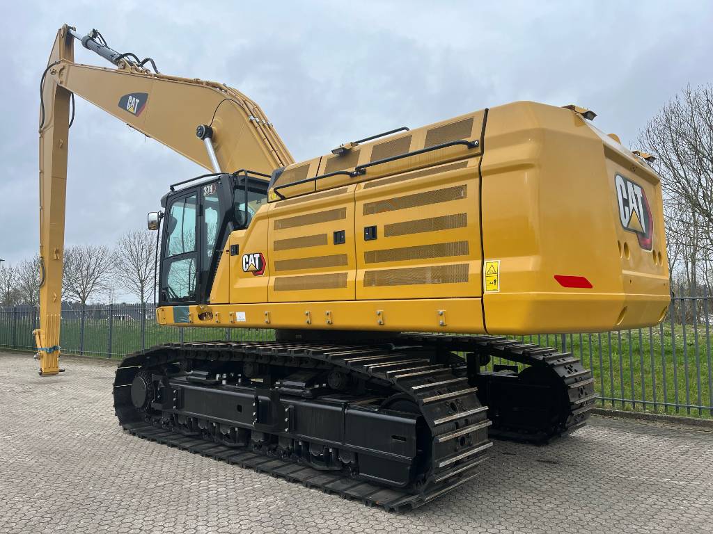 CAT 374 Long Reach 2025 built SOLD : Riverland Equipment